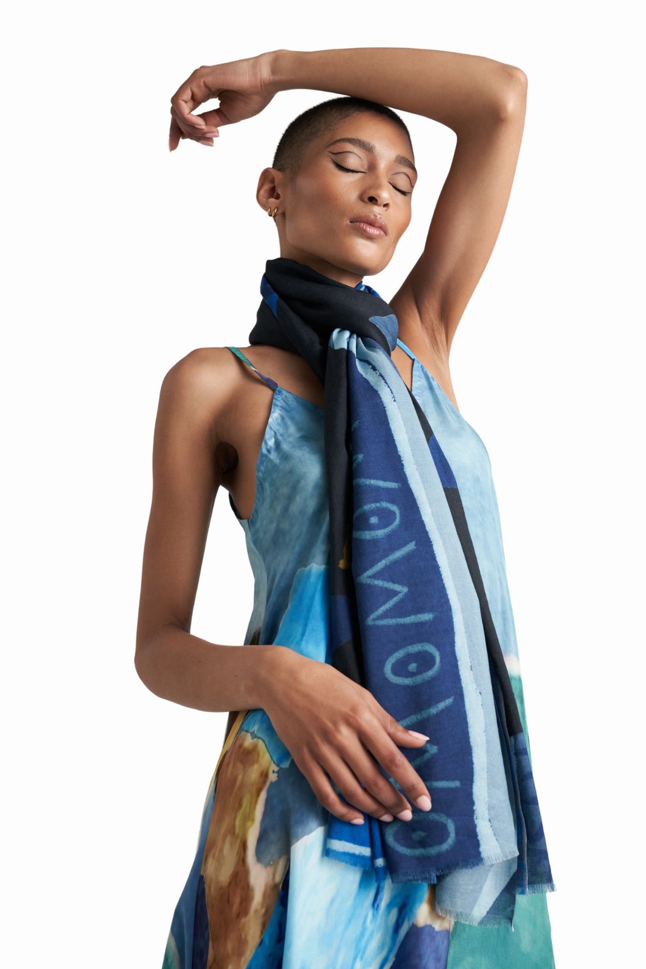 Support Life Changing Art – The Lalela Scarf